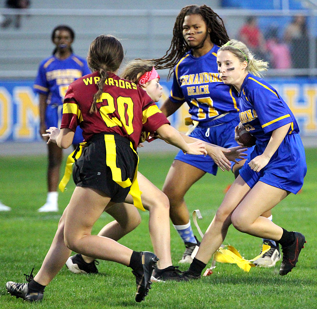Girls flag football makes its FHSAA debut | News-Leader, Fernandina ...